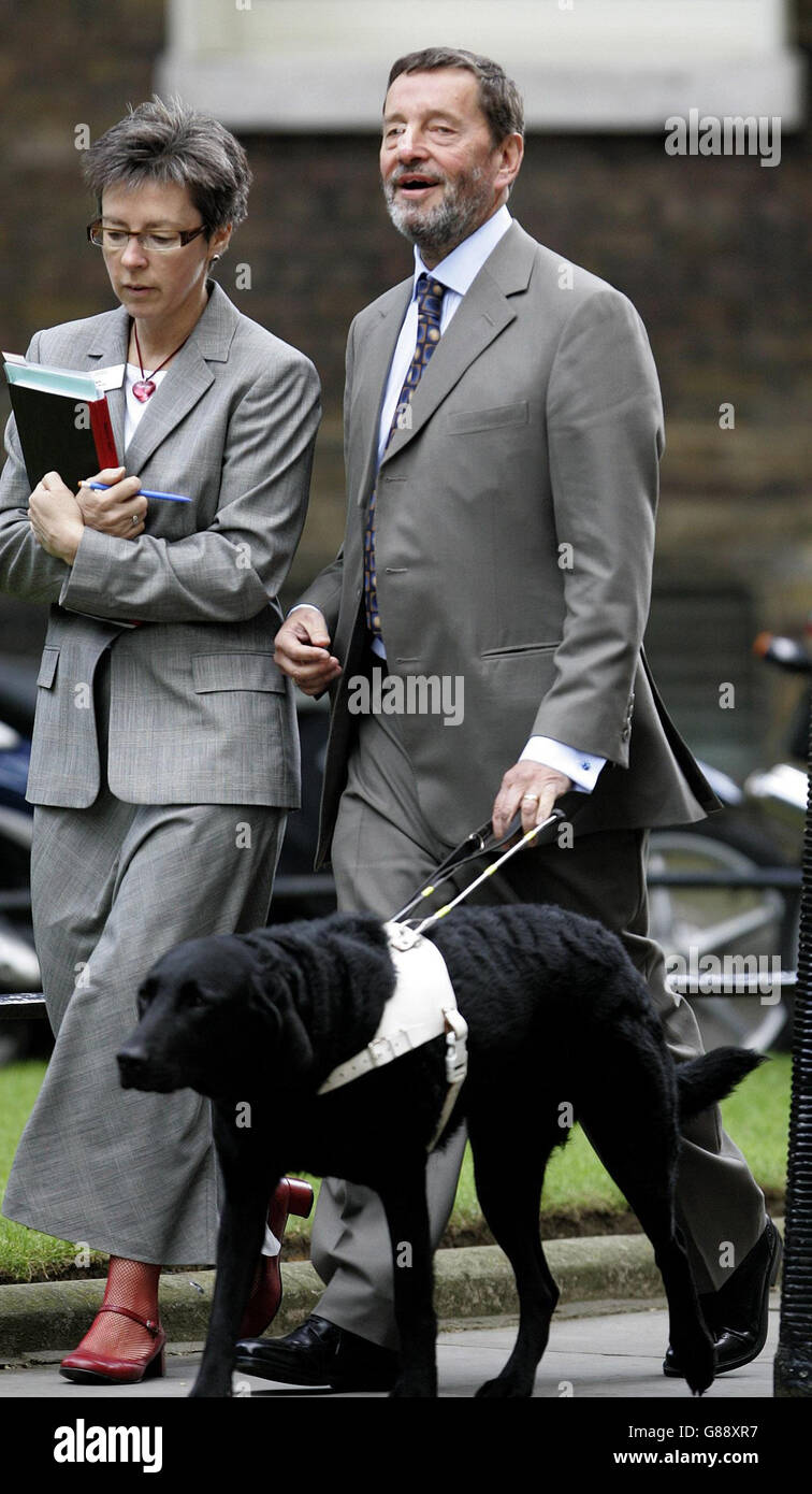 Tony blair david blunkett dog hi-res stock photography and images - Alamy