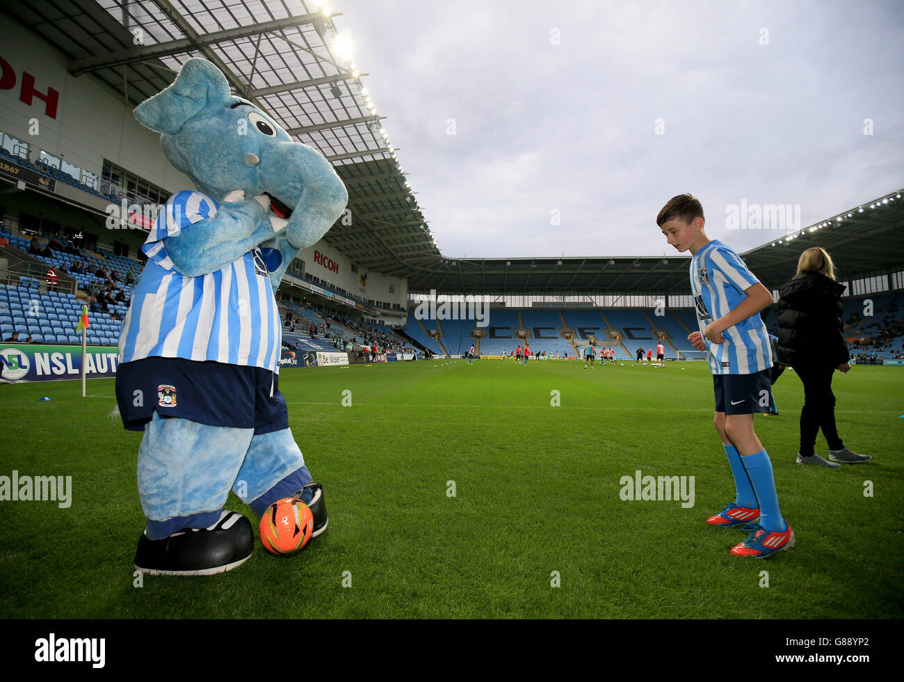 Sky blue sam with mascots hi-res stock photography and images - Alamy