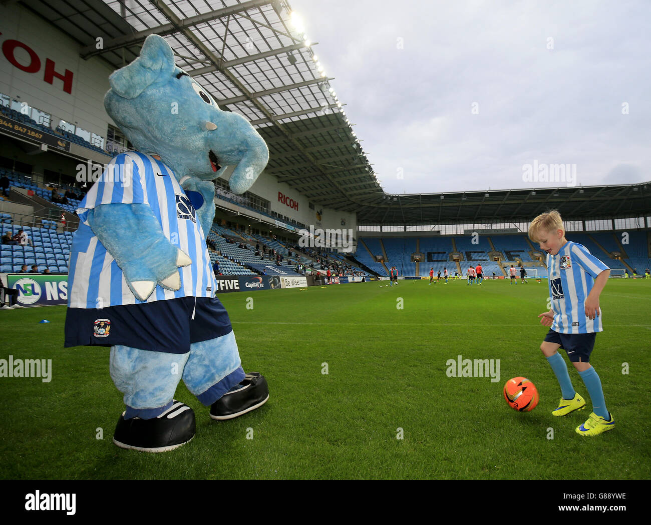 Sky blue sam with mascots hi-res stock photography and images - Alamy