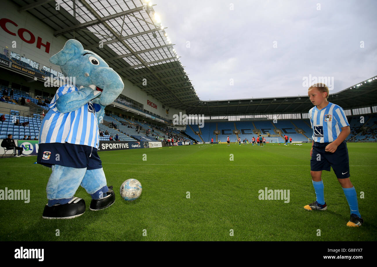 Sky blue sam with mascots hi-res stock photography and images - Alamy