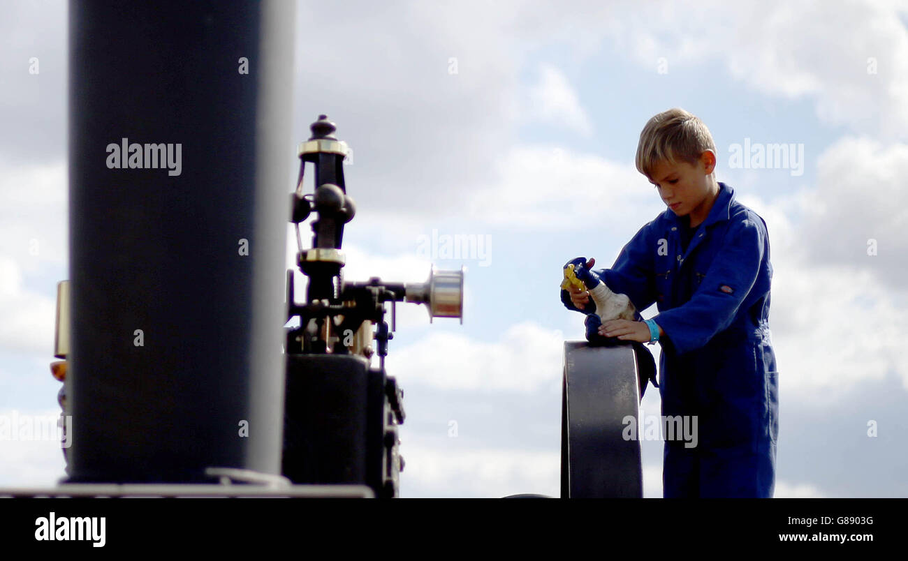 Cameron Herring, aged eight, from Oxfordshire cleans his grandfather's ...