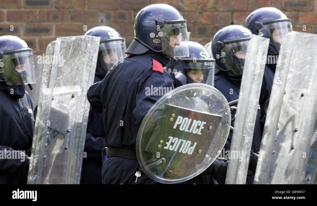 Scotland police riot gleneagles hi-res stock photography and images - Alamy