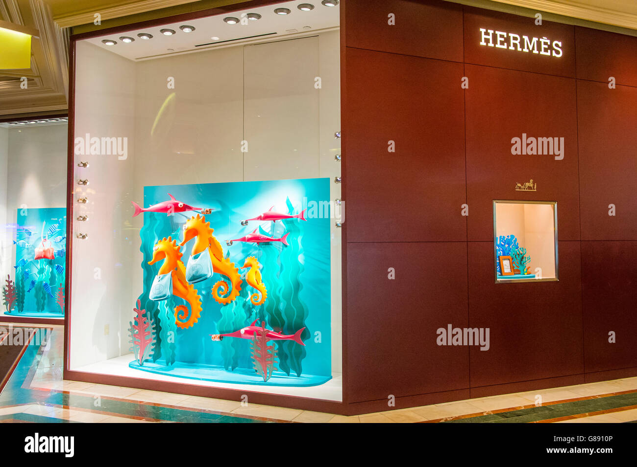 Hermes mall hi-res stock photography and images - Alamy