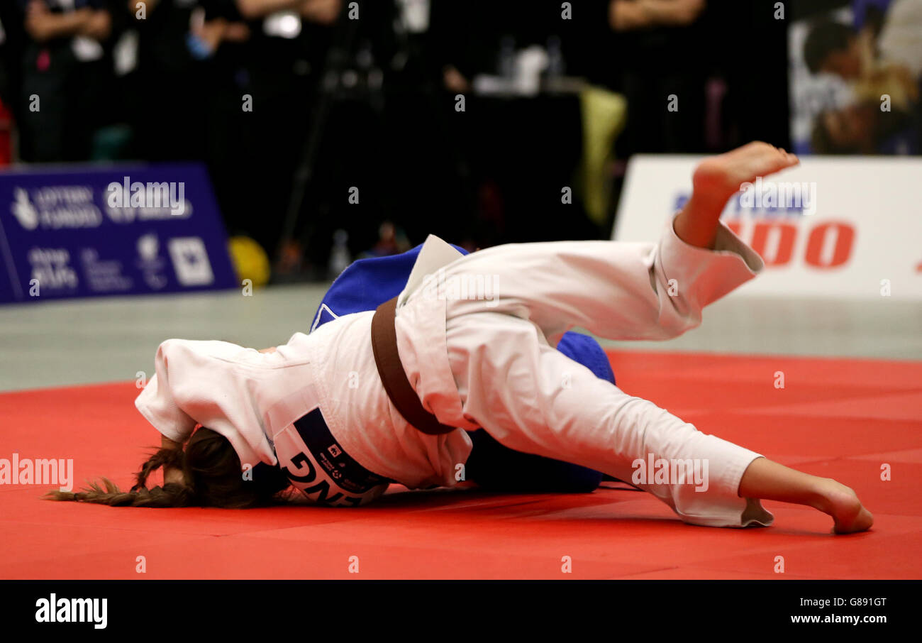 England's Amy Platten (white) competes against Scotland's Rachel Towle ...