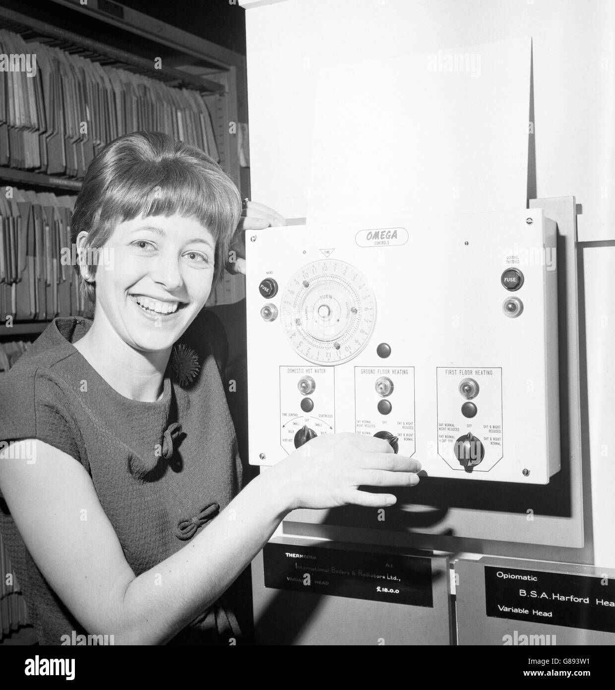 Pamela Chambers of Stanmore, Middlesex, demonstrates the fingertip ...