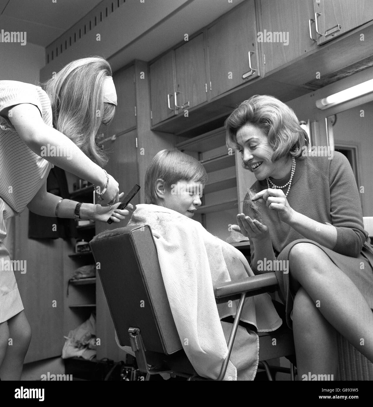 Television - BBC - The Newcomers - White City, London Stock Photo - Alamy