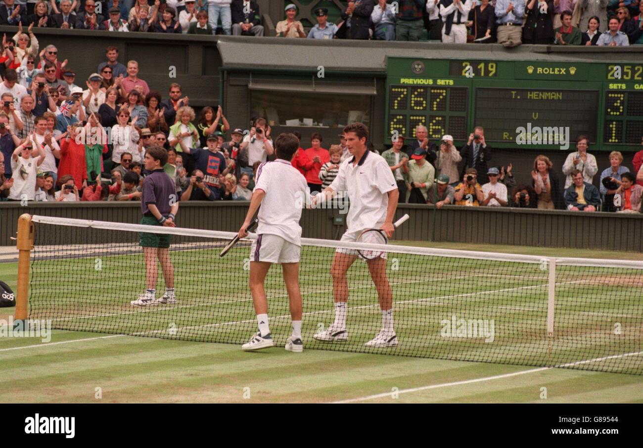 Tennis - Wimbledon, Tim Henman v Richard Krajicek Stock Photo - Alamy