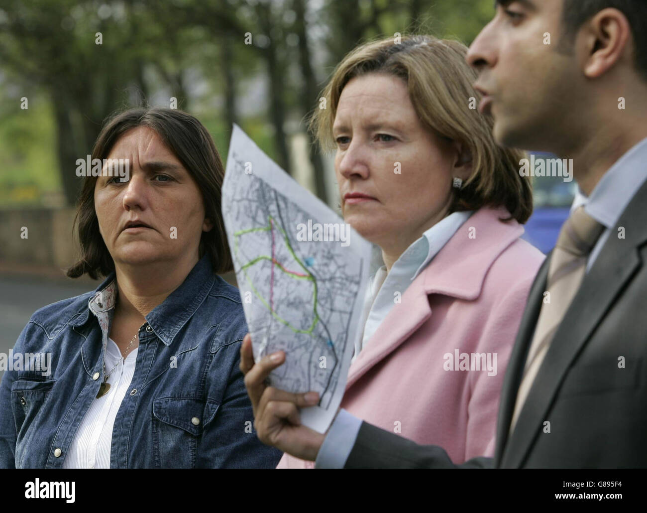 Rose gentle anti war protest hi-res stock photography and images - Alamy