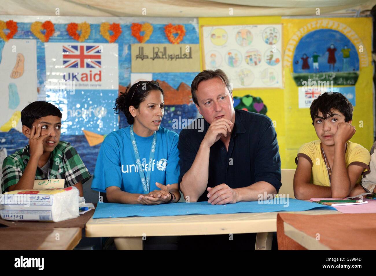 Refugee housing hi-res stock photography and images - Alamy