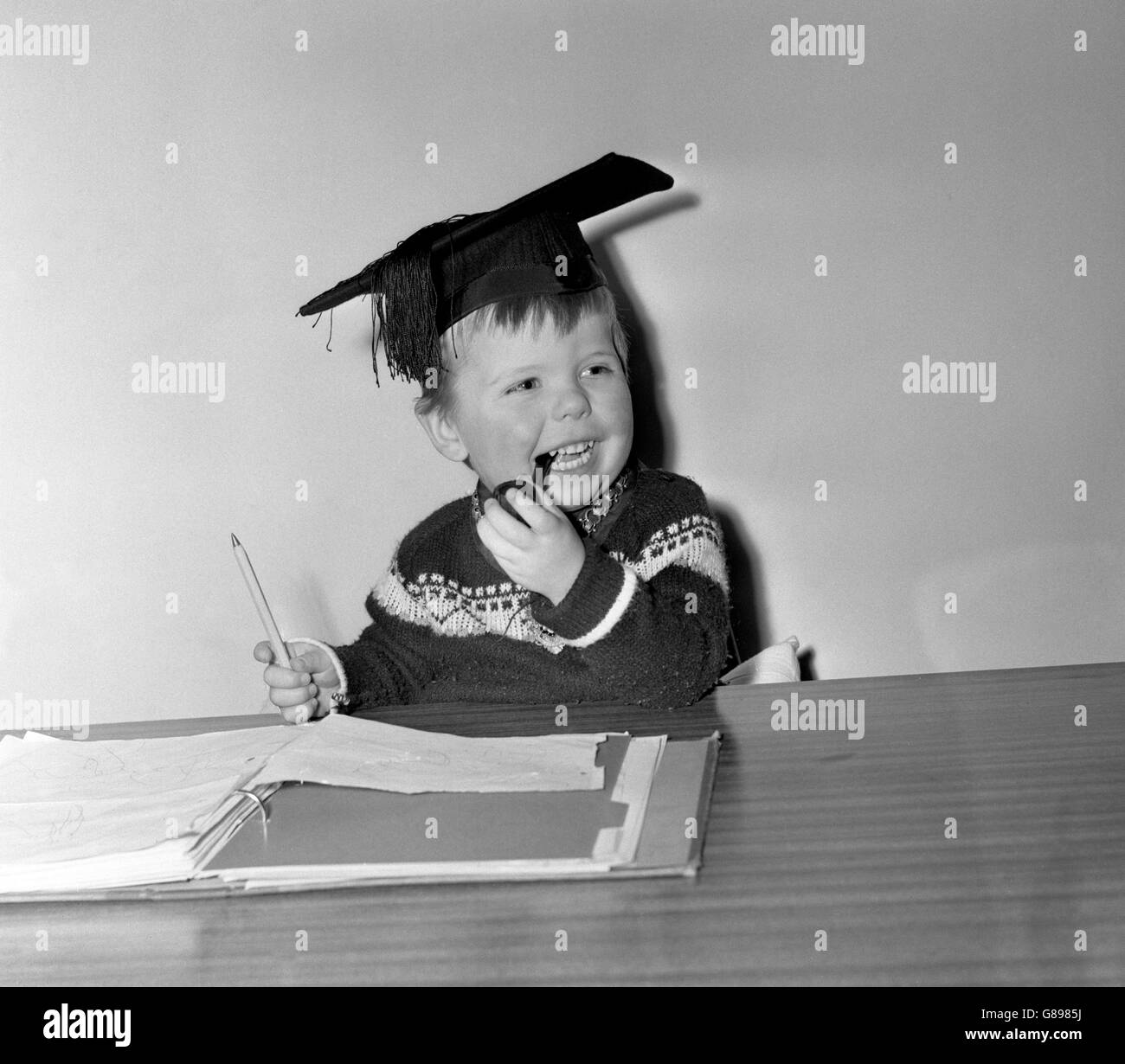 Student guild board hi-res stock photography and images - Alamy