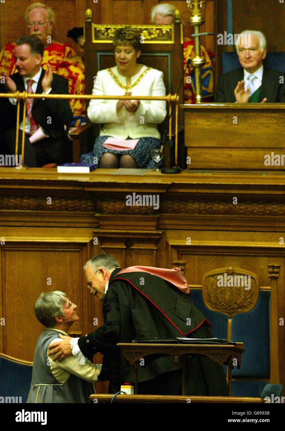 Former Moderator Alison Elliot shakes the new Moderator-designate Rev ...
