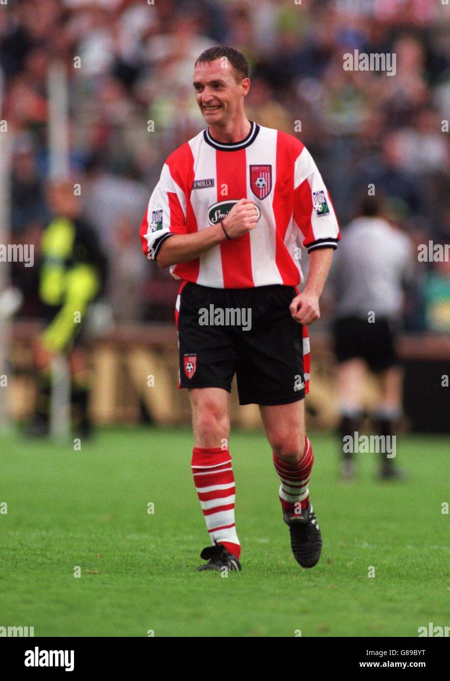 Paul Curran High Resolution Stock Photography and Images - Alamy