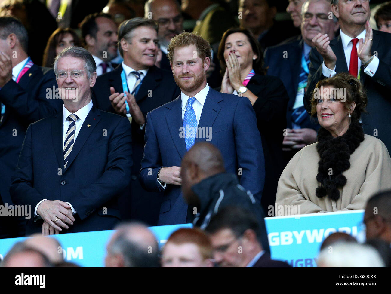 Prince harry the rugby world cup match at twickenham stadium hi-res ...