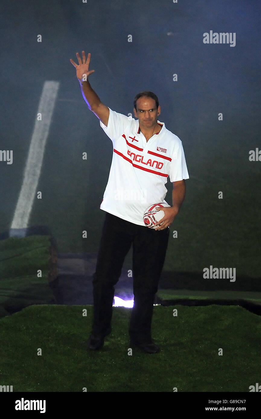 Former England rugby player Martin Johnson represents England during ...