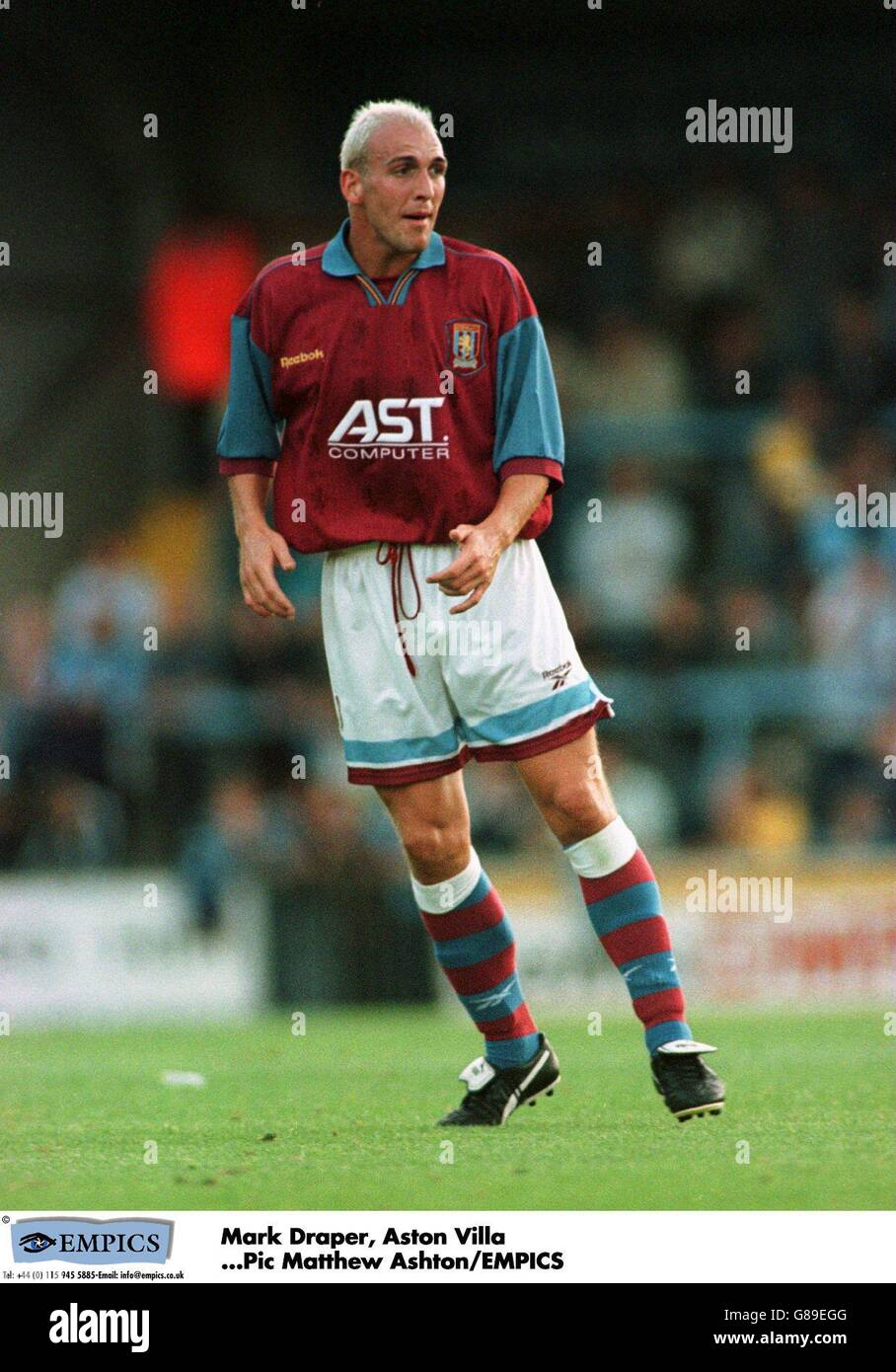 Mark draper hi-res stock photography and images - Alamy