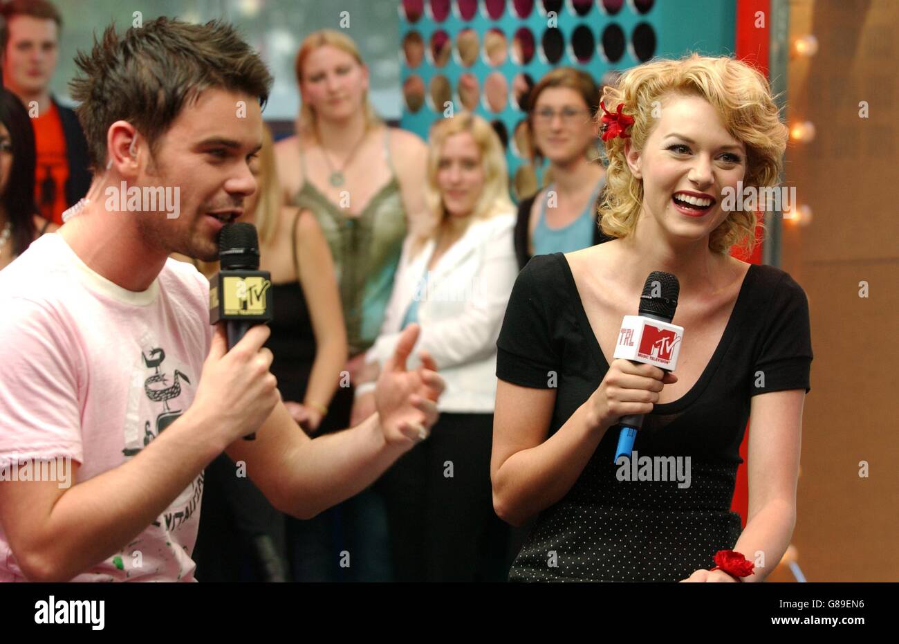 Dave Berry with US MTV VJ/presenter and actress Hilarie Burton from TV ...