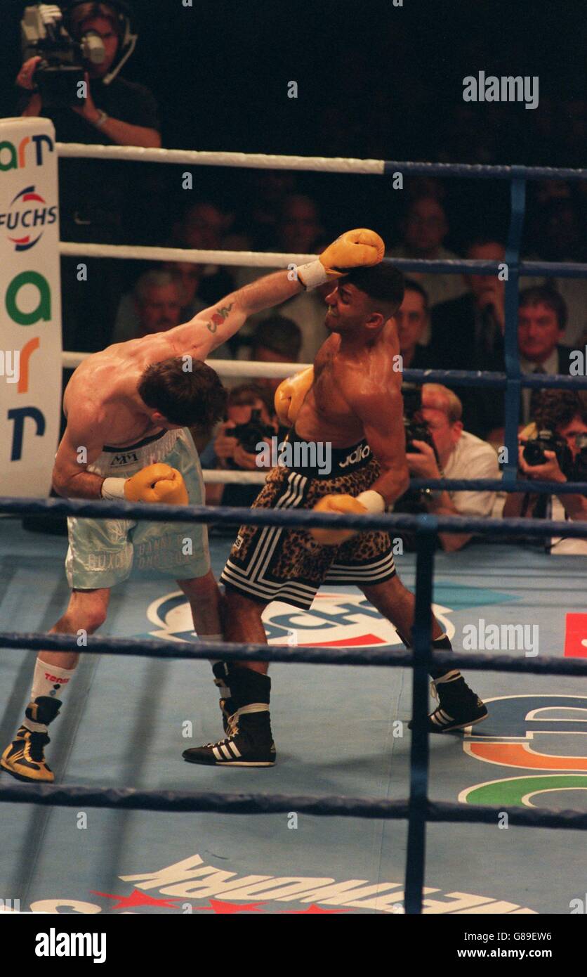 Boxing - Prince Naseem Hamed v Juan Cabrera Stock Photo - Alamy