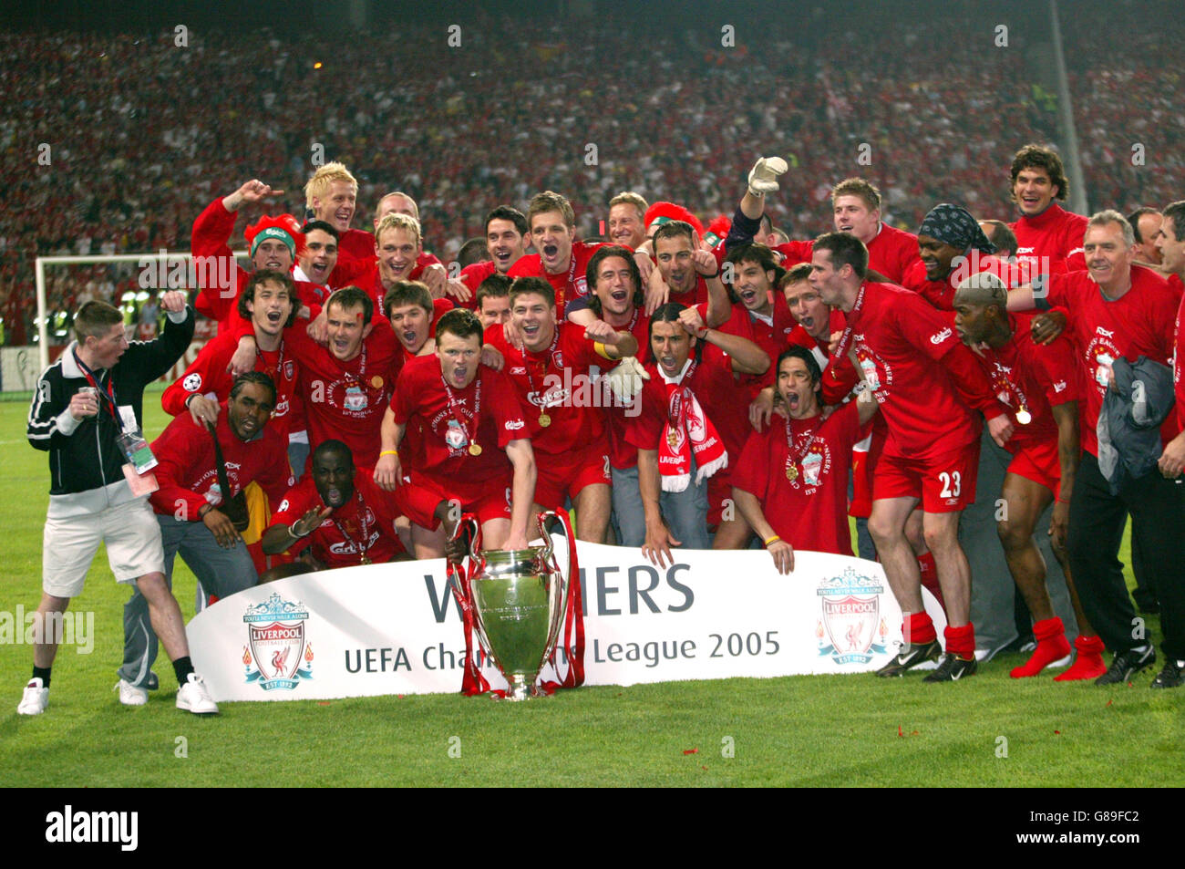 Liverpool's players celebrate after winning the Champions League for ...