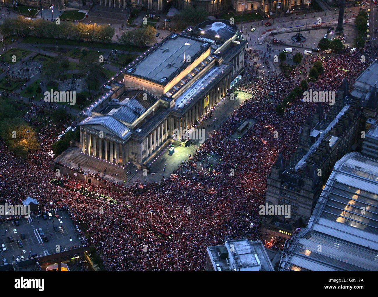 Soccer - UEFA Champions League - Winners Parade - Liverpool Stock Photo ...