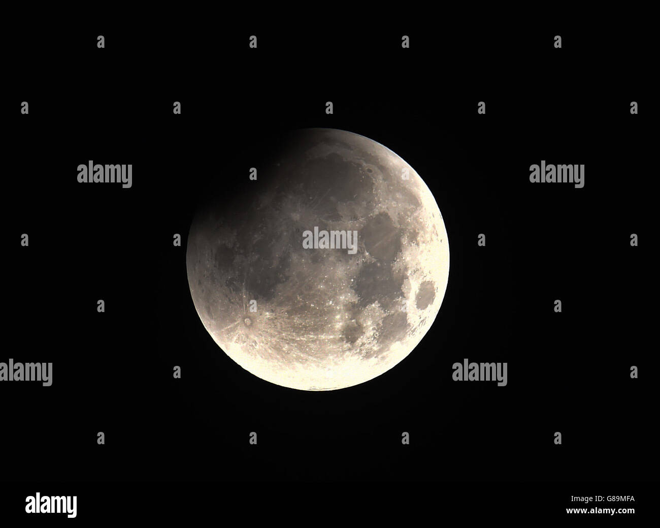 The start of a blood red "supermoon" in the skies above Gateshead ...