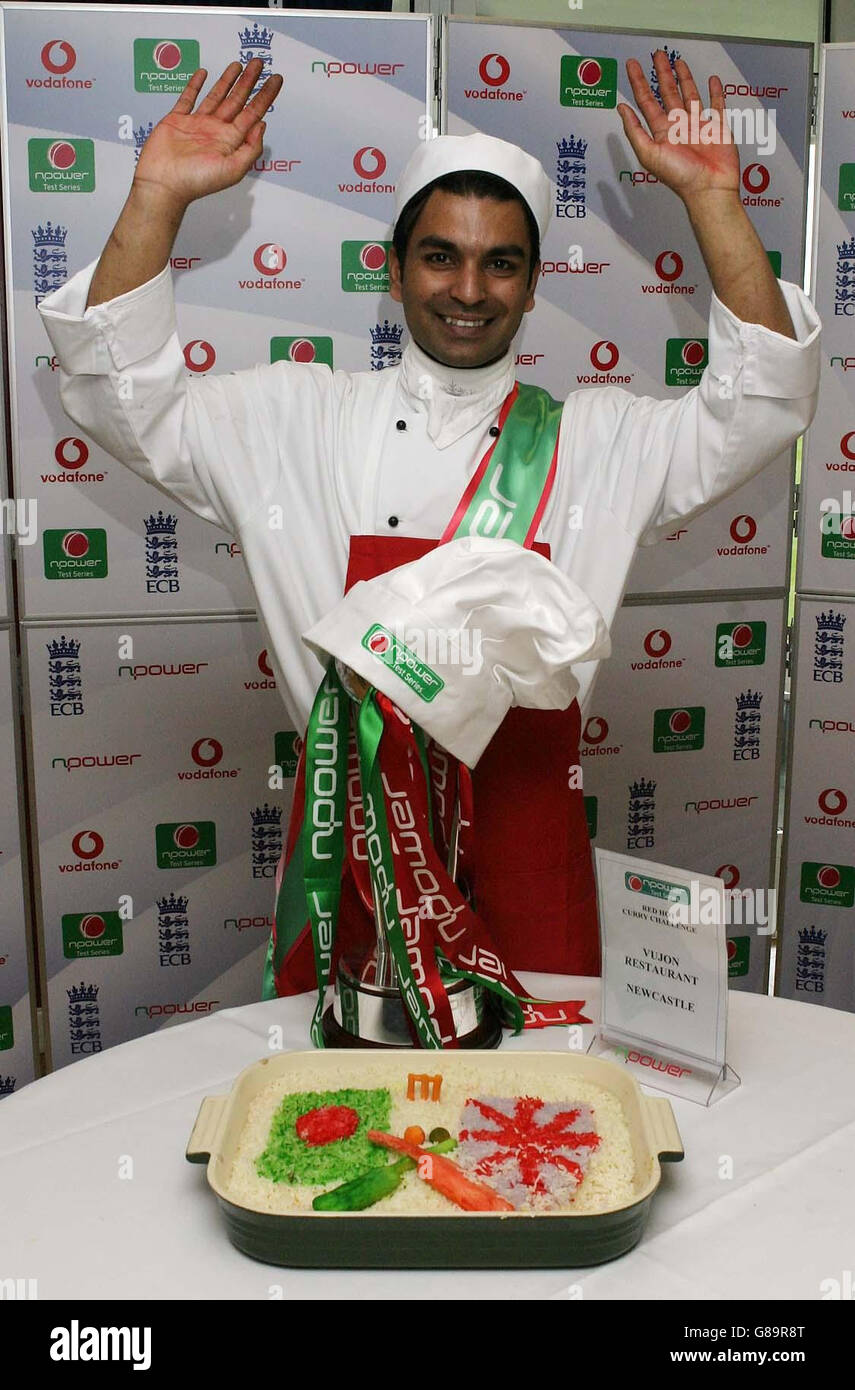 Sport cricket food curry chef celebrating arms raised hostpics hi-res stock photography and ...