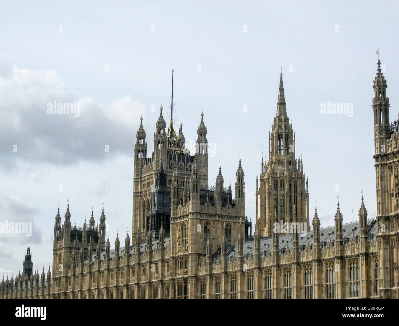 Parliament buildings london hi-res stock photography and images - Alamy