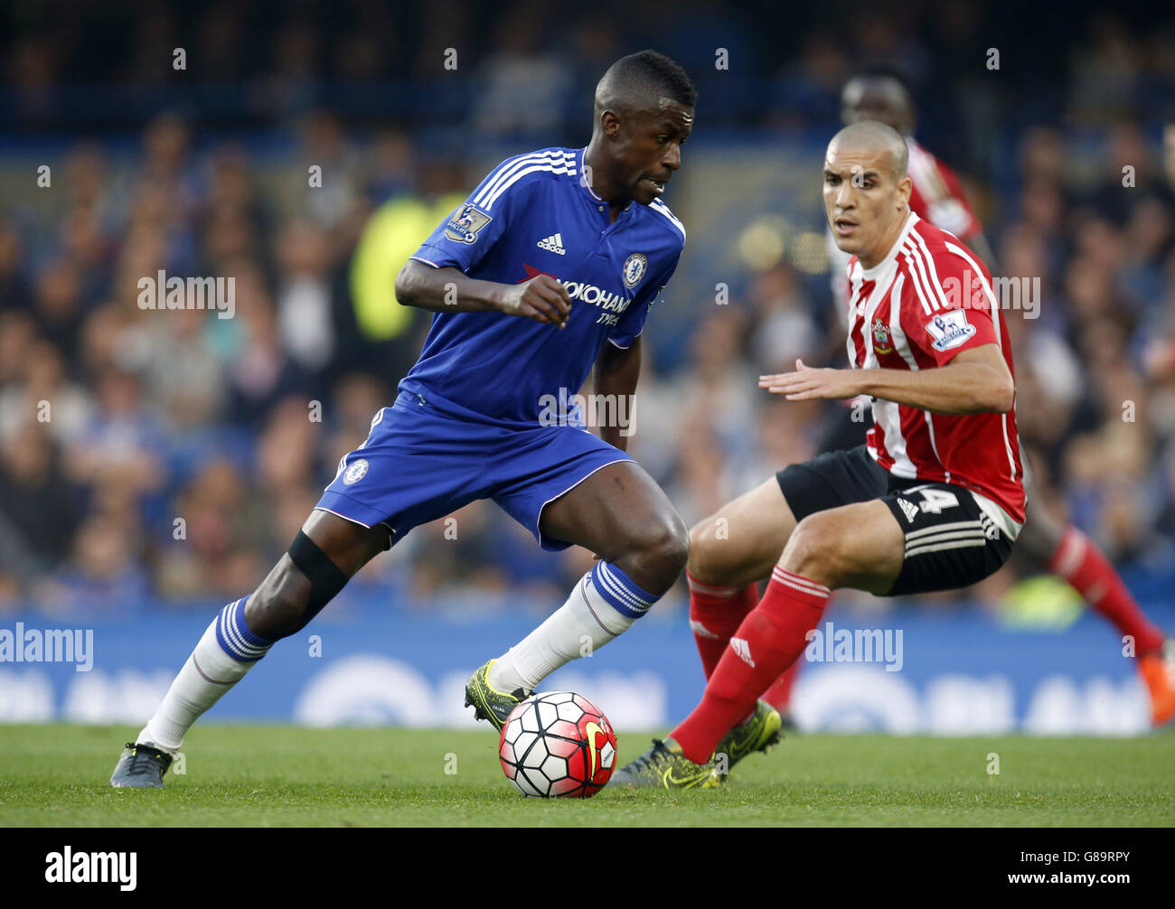 Chelsea's Ramires (left) and Sunderland's Oriol Romeu battle for the ...