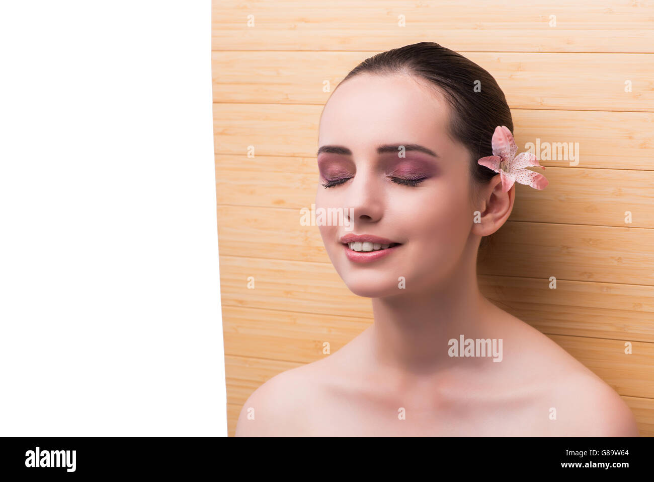 Young woman preparing for spa session Stock Photo - Alamy