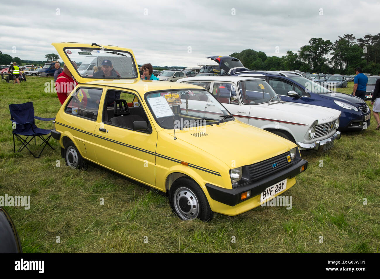 Austin metro car hi-res stock photography and images - Alamy