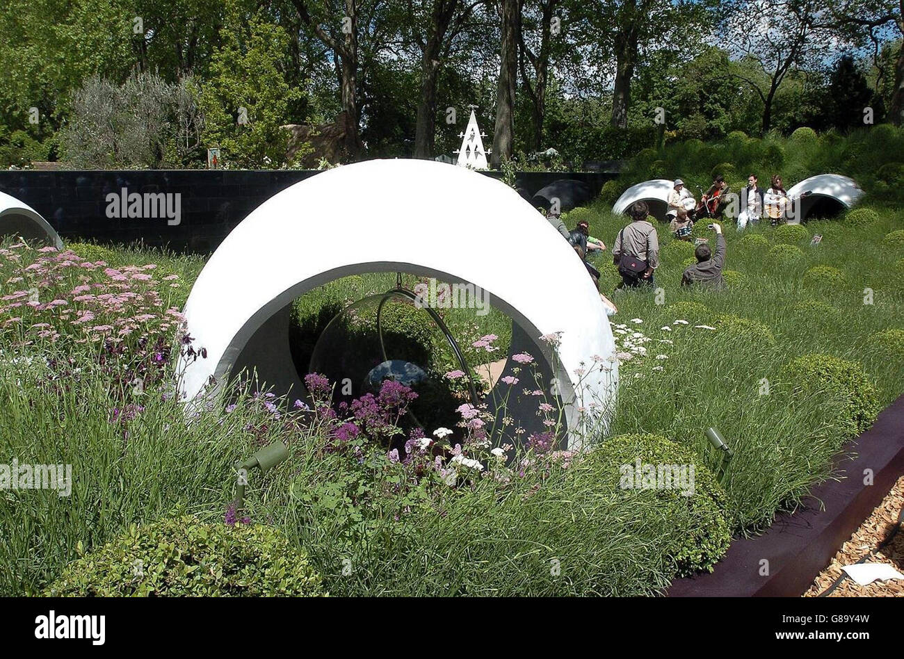 The Hanover Quay Garden by Diarmuid Gavin Designs Stock Photo - Alamy