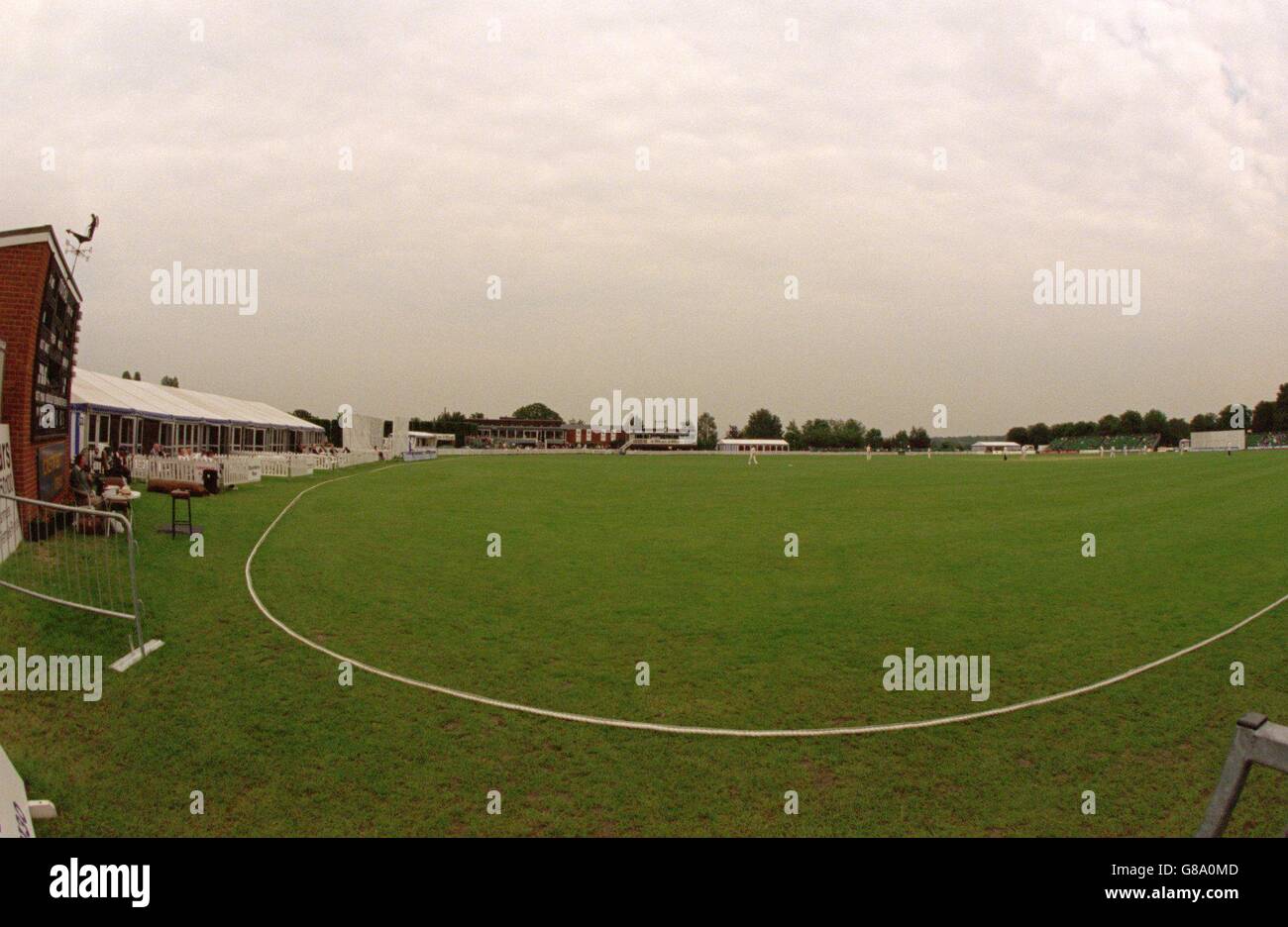 Uxbridge cc club hi-res stock photography and images - Alamy