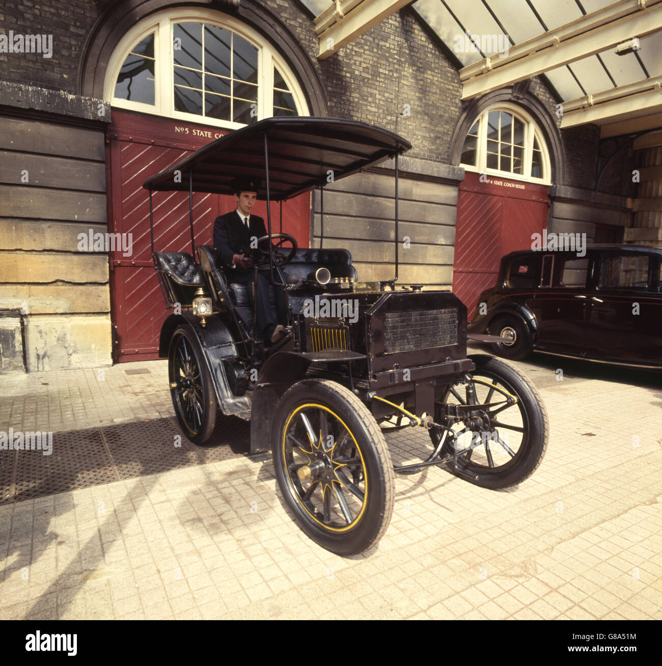Pictured at the royal mews hi-res stock photography and images - Alamy