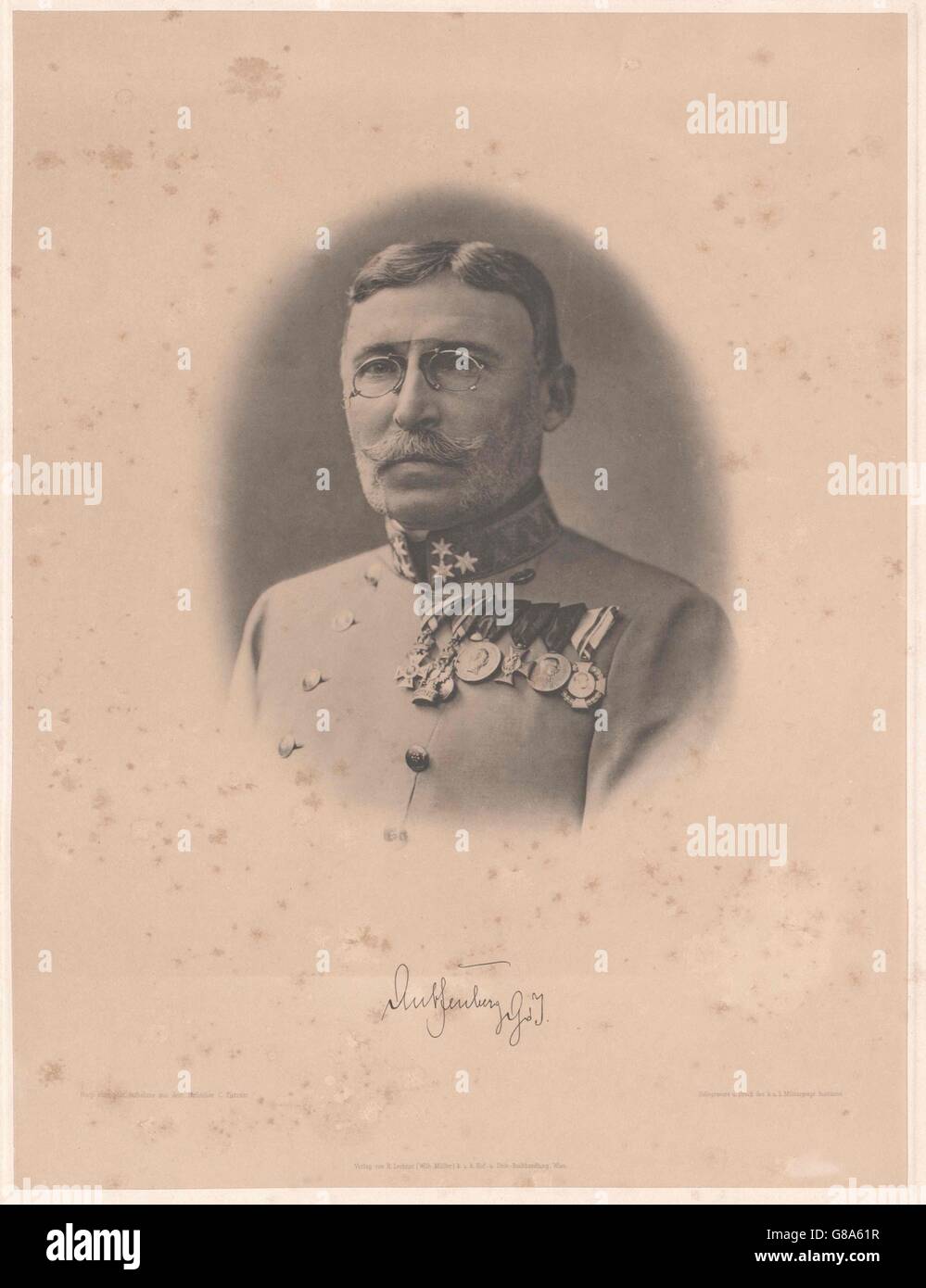 Auffenberg hi-res stock photography and images - Alamy