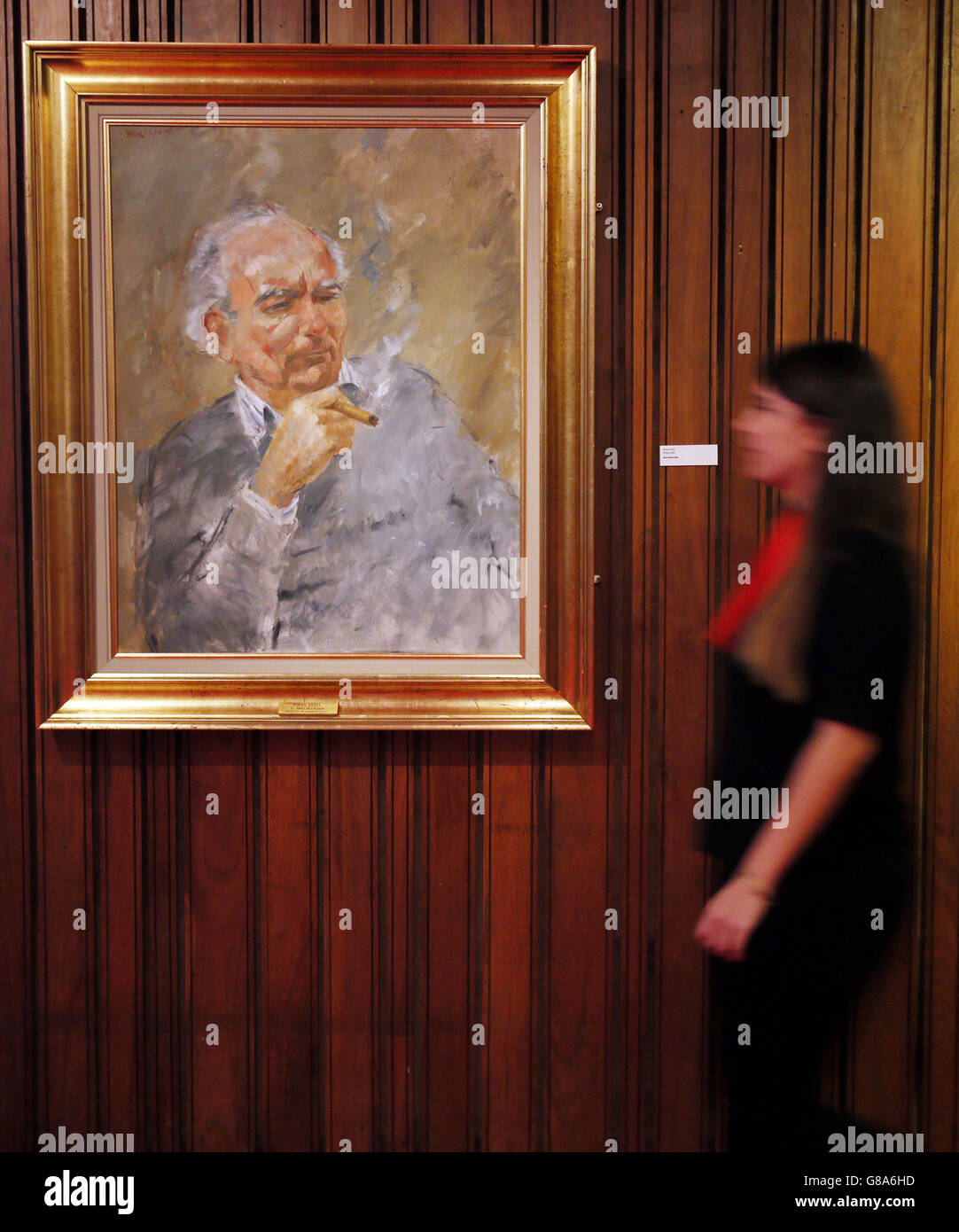 Abbey theater in dublin hi-res stock photography and images - Alamy