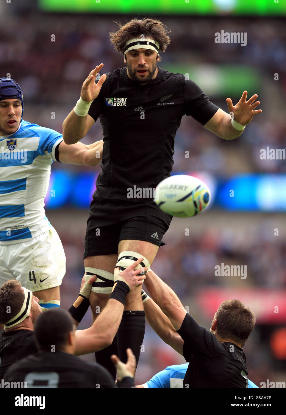 Sam whitelock argentina hi-res stock photography and images - Alamy