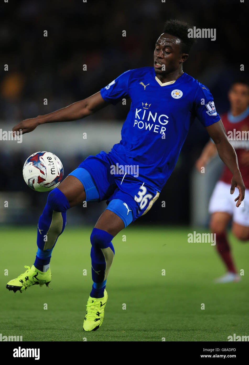 Third round hi-res stock photography and images - Alamy