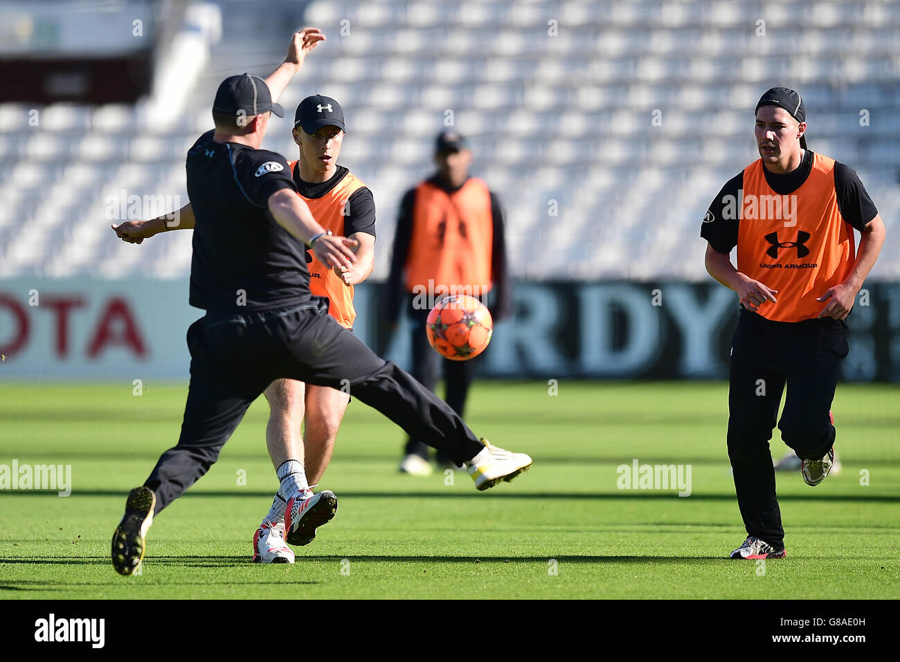 Surrey's Tom Curran (left) and Rory Burns during pre-match training ...