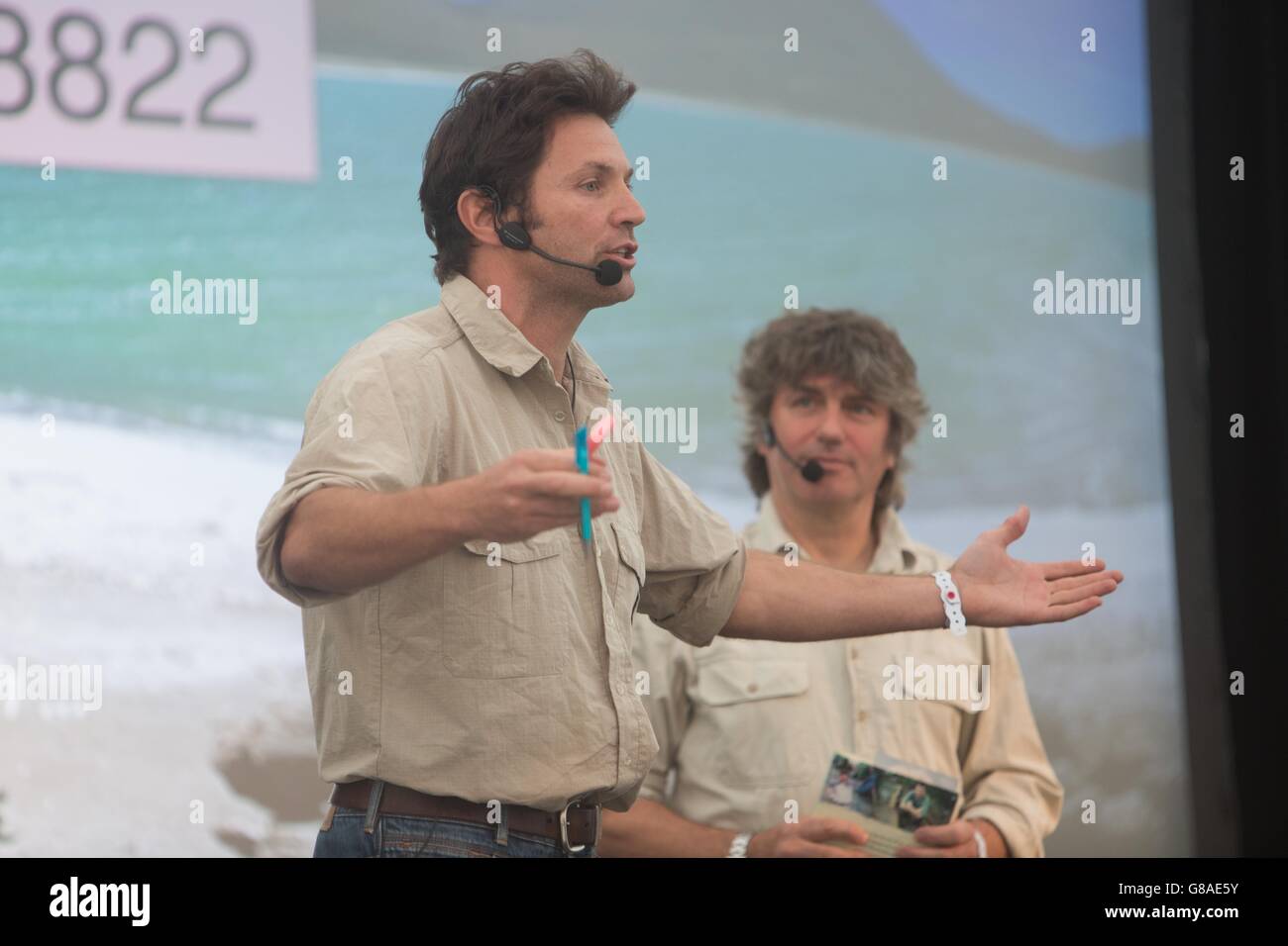 Steve leonard speaks to audience hi-res stock photography and images ...