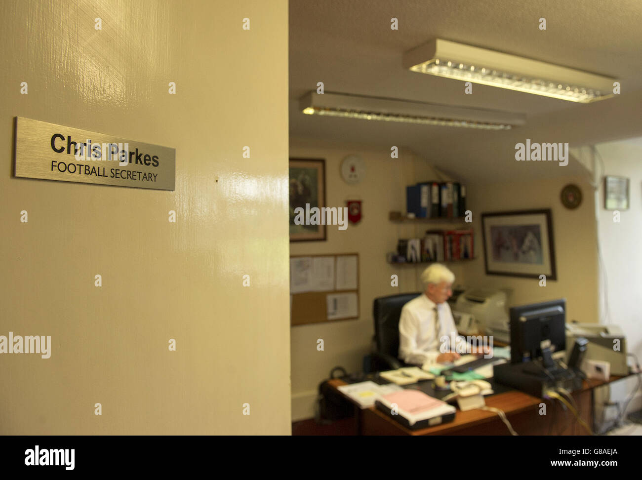 English football secretary desk hi-res stock photography and images - Alamy