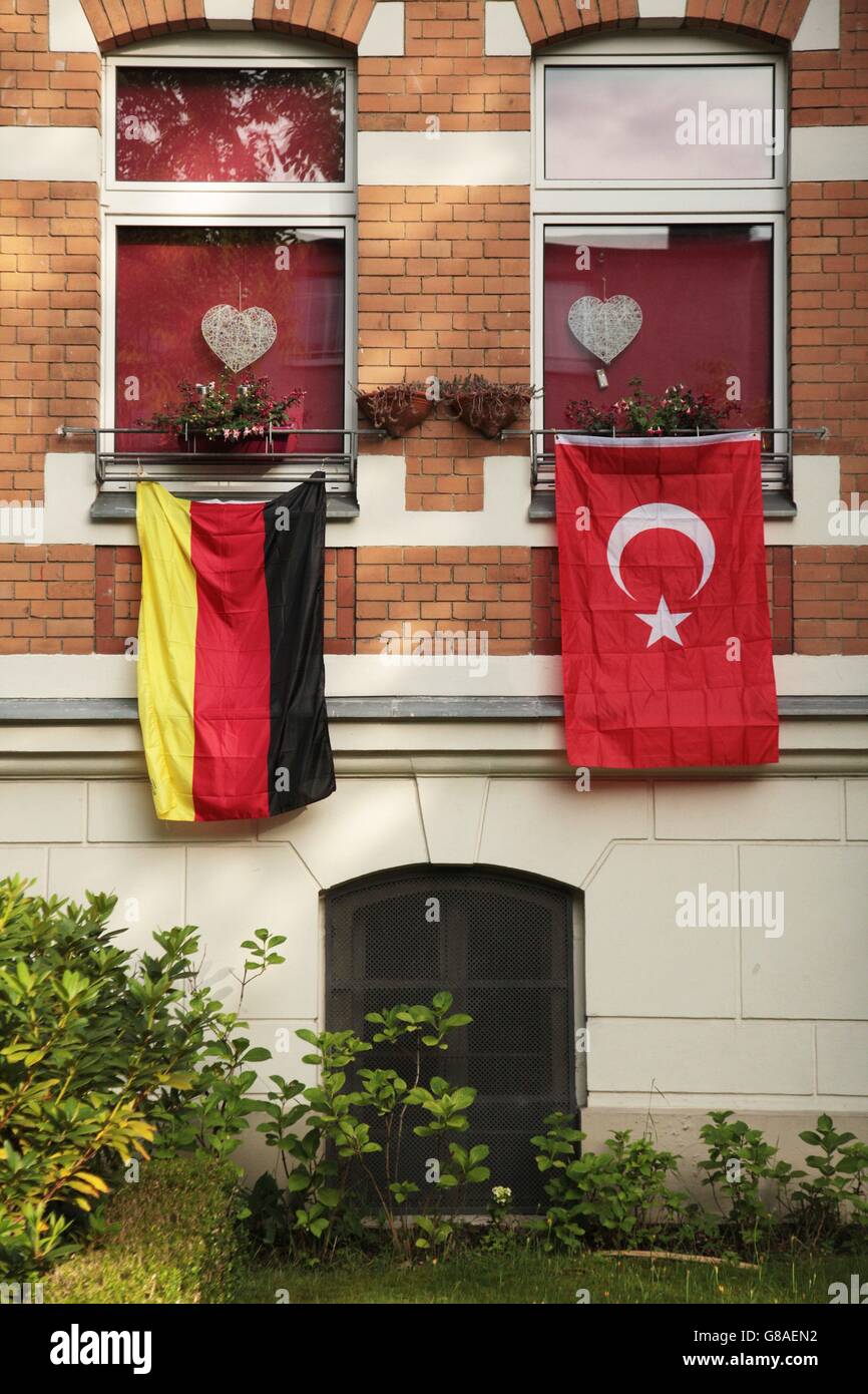 German Turkish Flag Stock Photos & German Turkish Flag Stock Images - Alamy