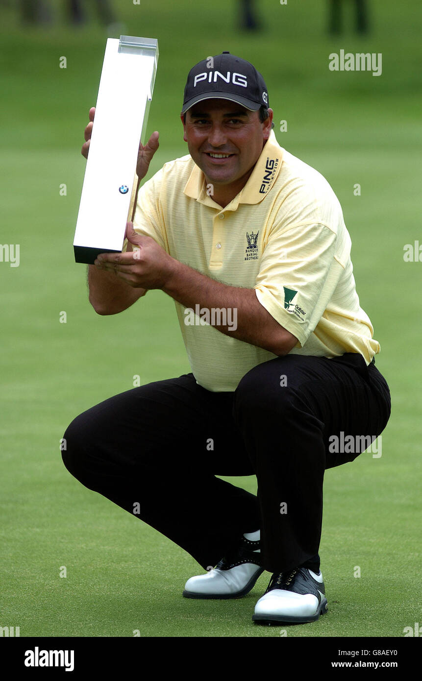 Golf - The BMW Championship 2005 - Wentworth. Argentina's Angel Cabrera ...