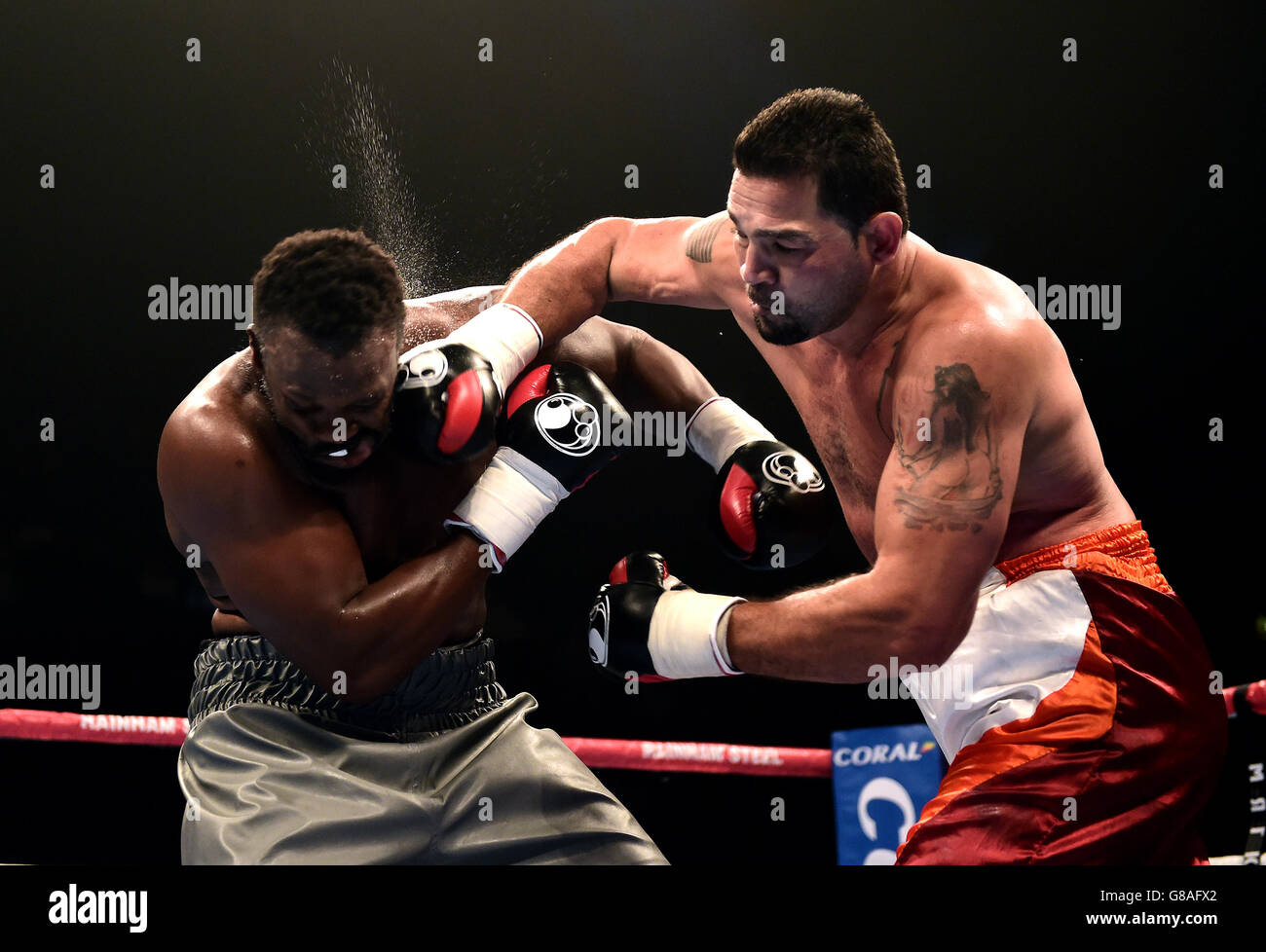 Boxing wembley sse arena hi-res stock photography and images - Alamy