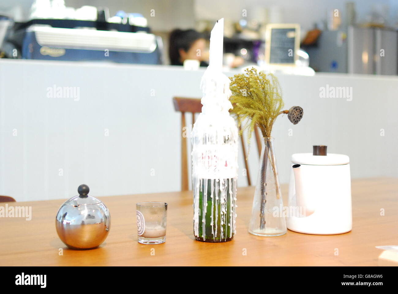 Taiwan glass gallery hi-res stock photography and images - Alamy