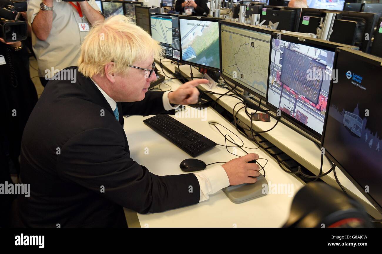 Boris Johnson visits TFL's Traffic Control Centre Stock Photo - Alamy
