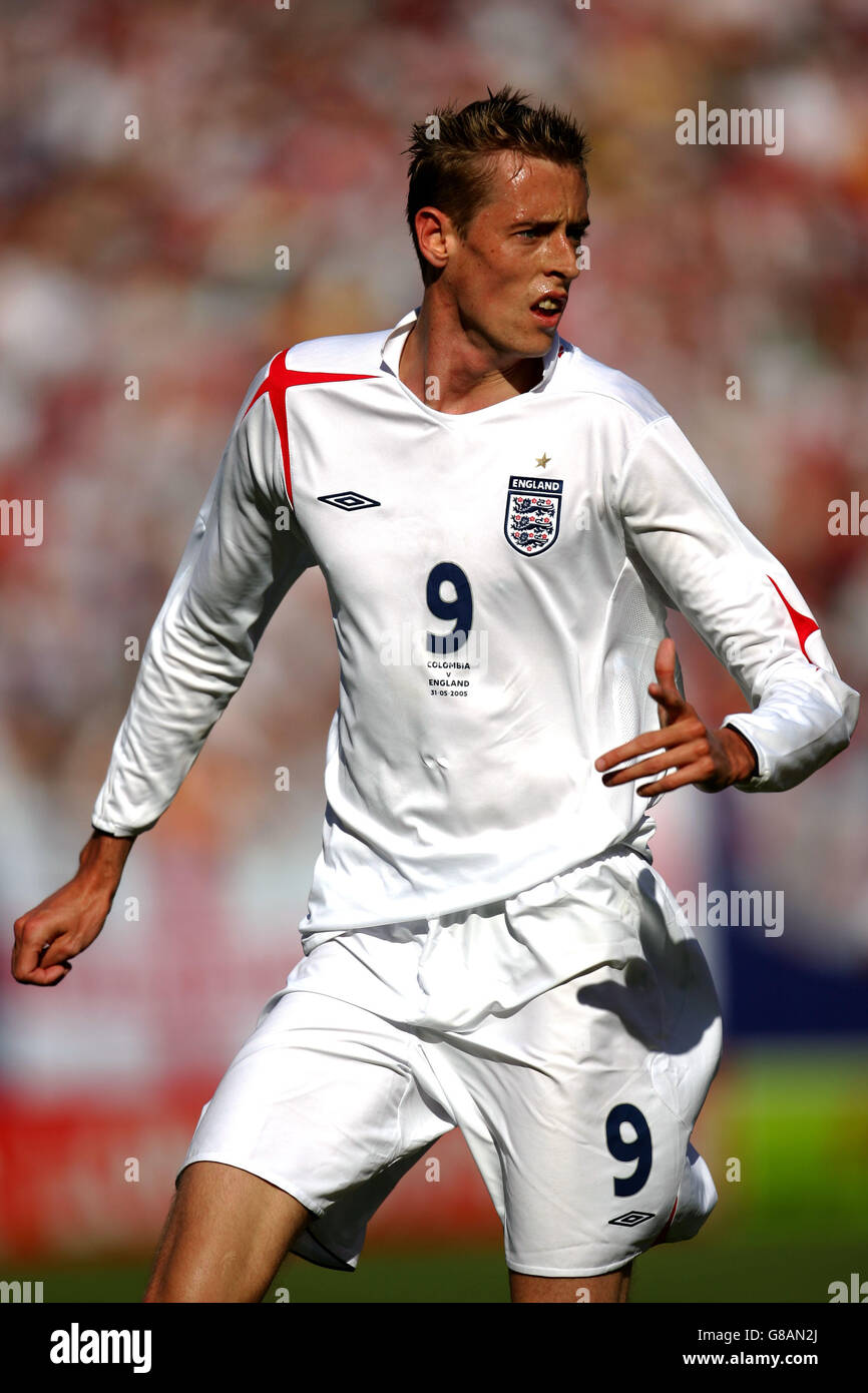 Soccer peter crouch hi-res stock photography and images - Alamy