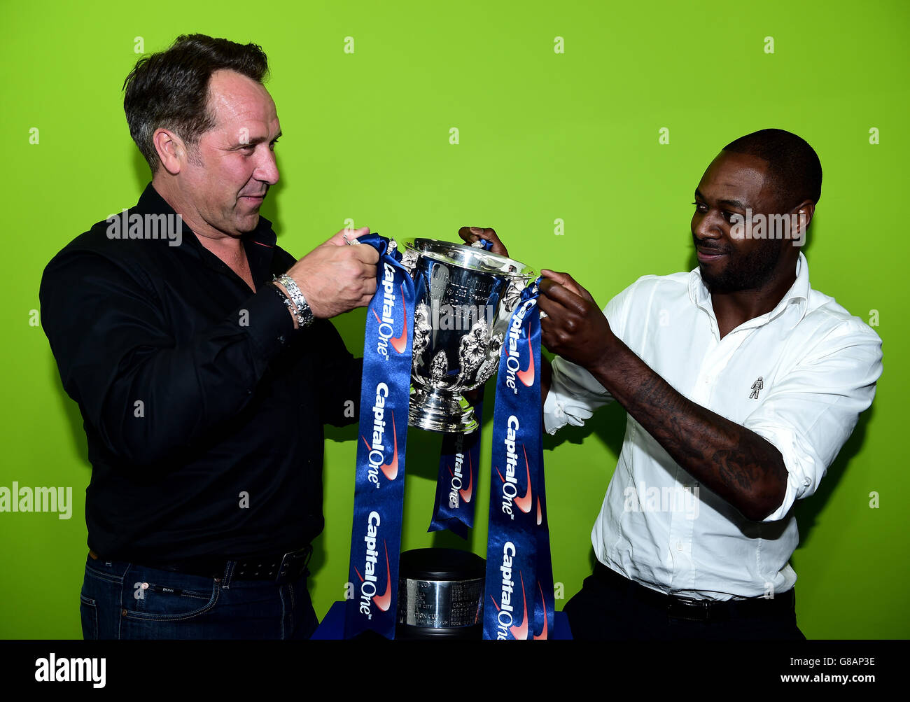 Ex Footballers David Seaman (left) and Ledley King (right) pretend to ...