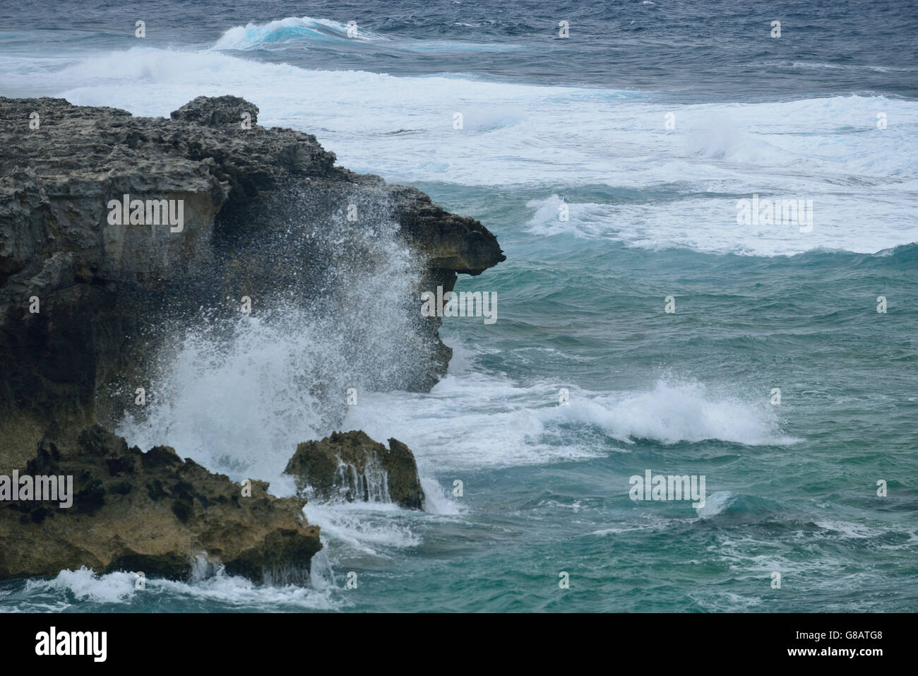 Bouteille hi-res stock photography and images - Alamy
