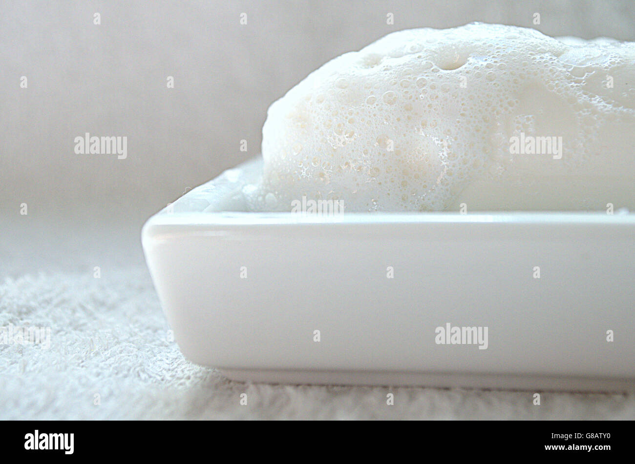 Dish soap hi-res stock photography and images - Alamy