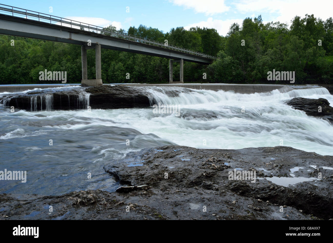 Concrete bridge massive water flow hi-res stock photography and images ...