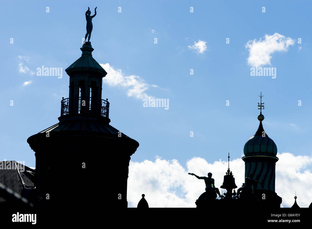 Copenhagen denmark statue on roof hi-res stock photography and images ...